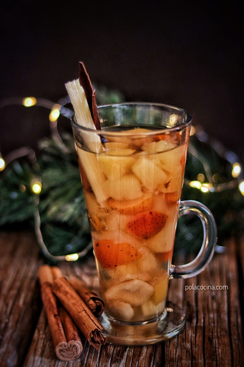 Ponche de frutas navideño receta mexicana fácil de Navidad